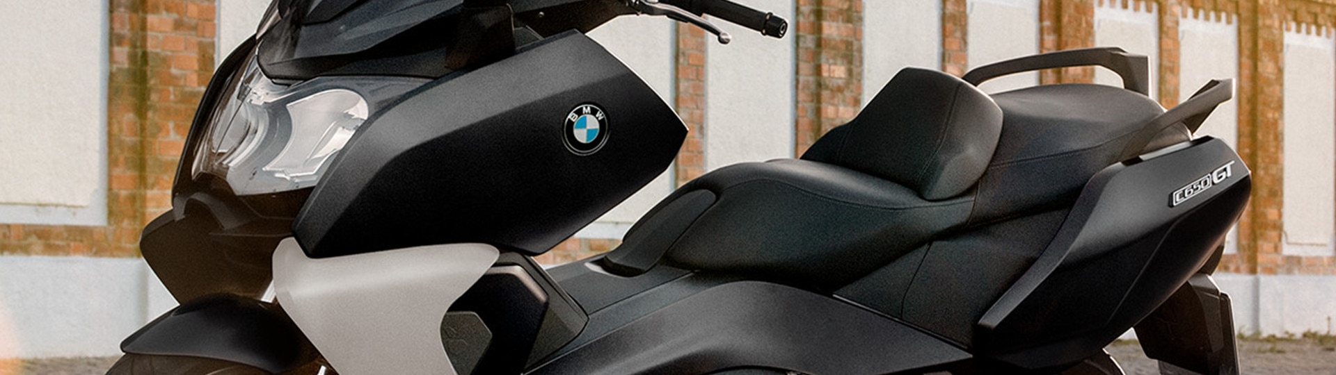 Data & Equipment | C 650 GT | BMW Motorrad